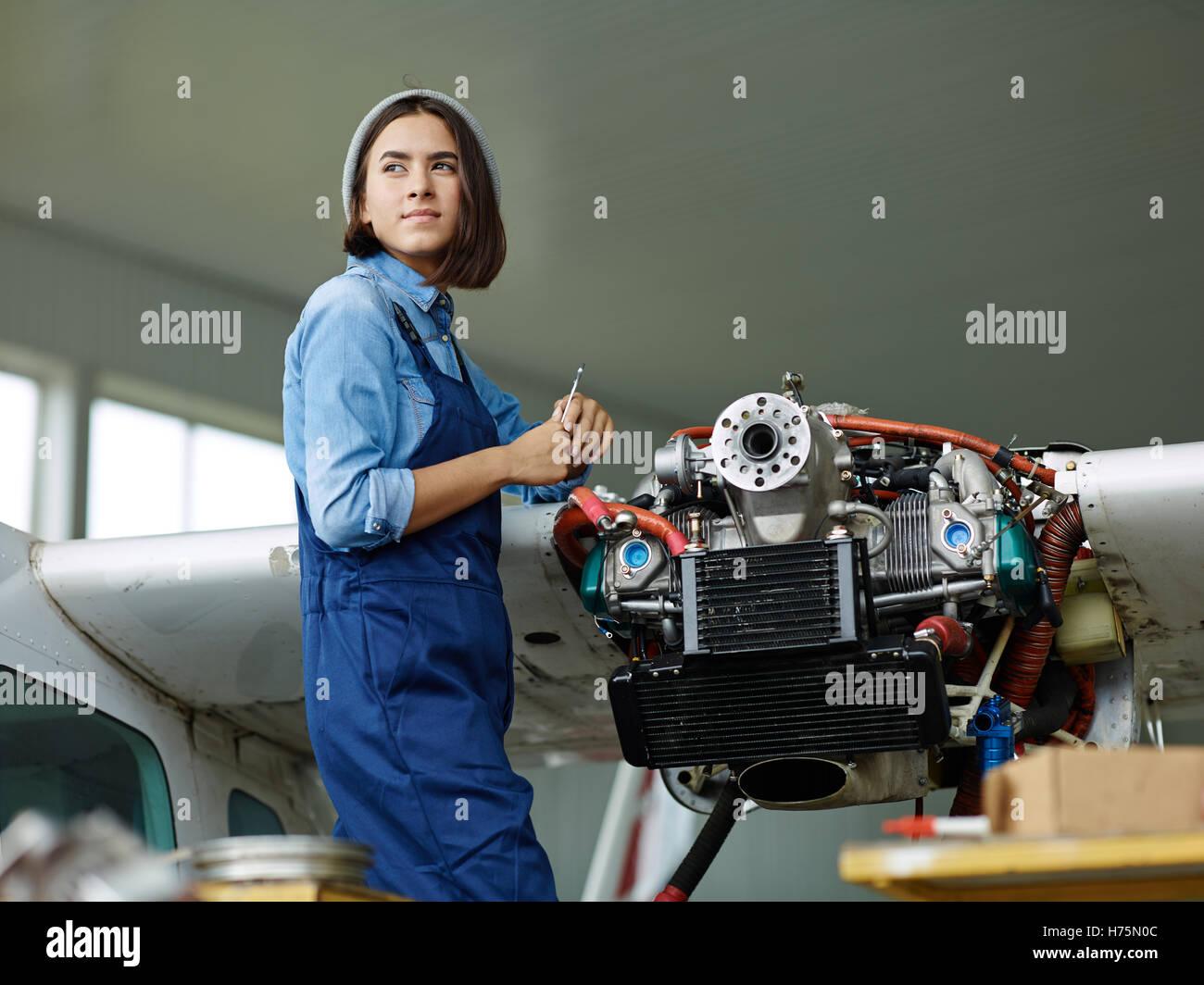 Repair service worker Stock Photo - Alamy