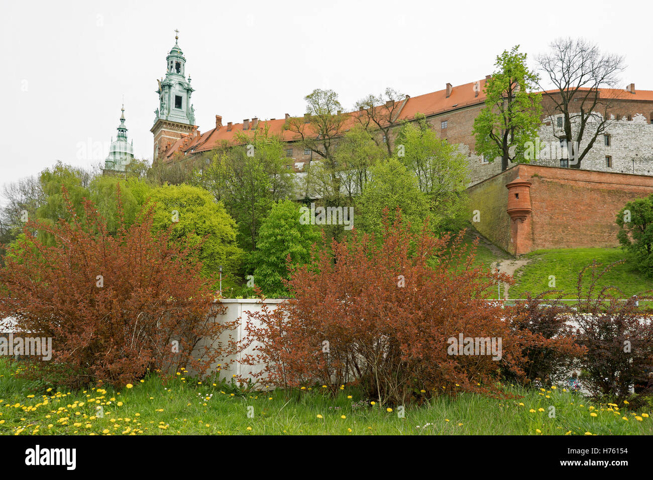 Krakow poland castle hi-res stock photography and images - Alamy