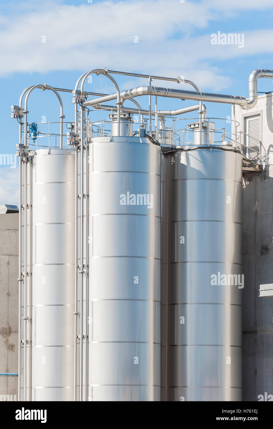 Detail of chemical plant, silos and pipes Stock Photo - Alamy