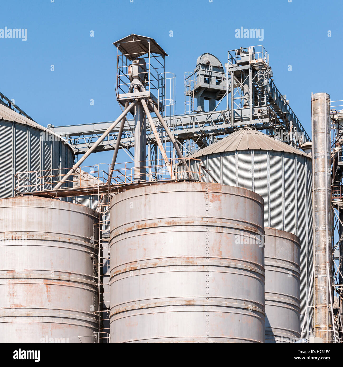 Plant for the drying and storage of cereals Stock Photo - Alamy