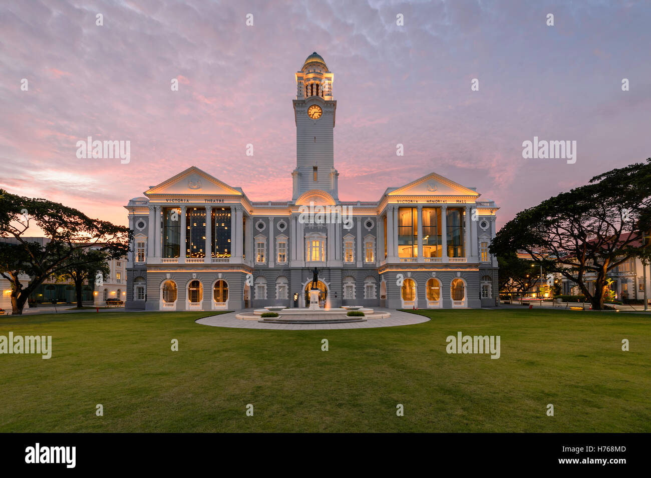 Victoria Theatre and Concert Hall, Singapore Stock Photo - Alamy