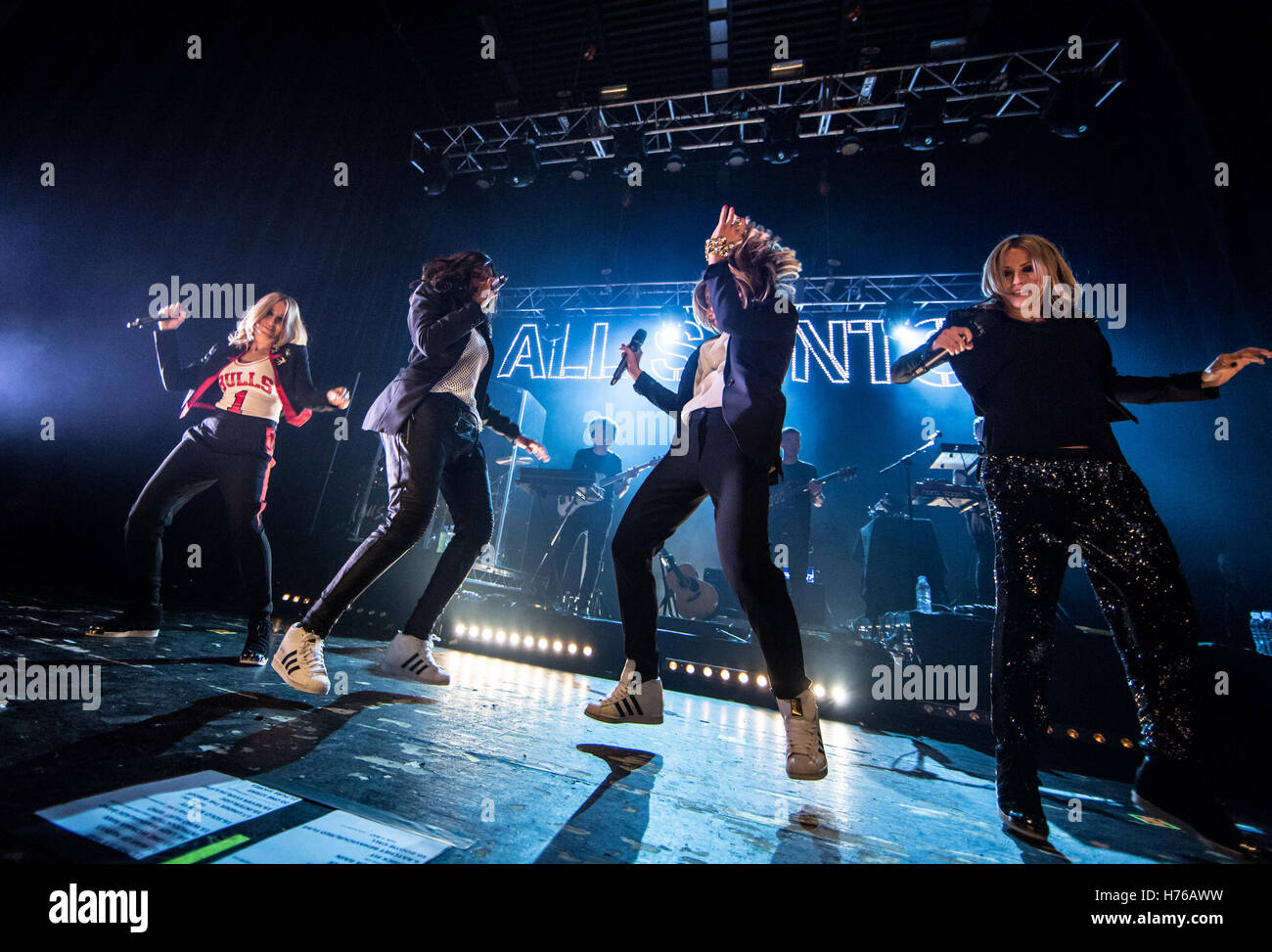 All saints band 90s hi-res stock photography and images - Alamy