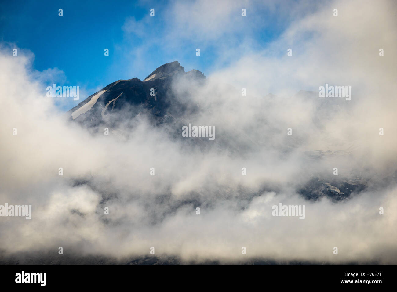 Mount St. Helens National Volcanic Stock Photo - Alamy