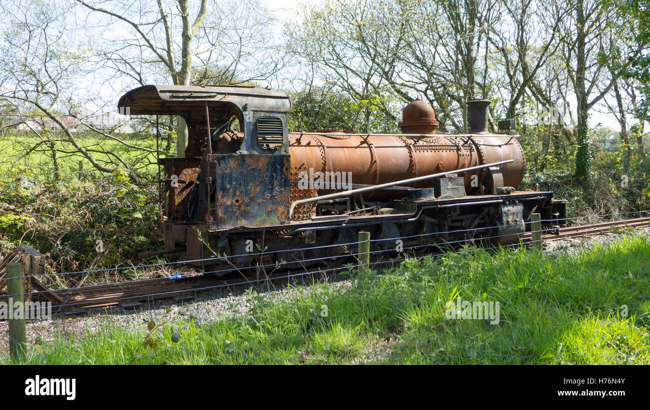 Rusting steam locomotive Stock Photo - Alamy