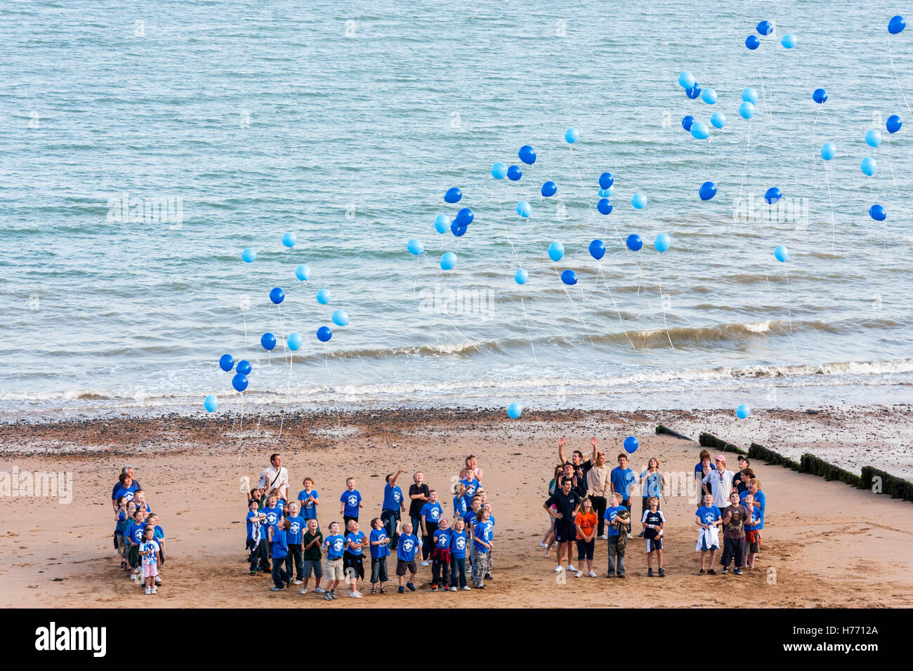Group of boy scouts hi-res stock photography and images - Alamy