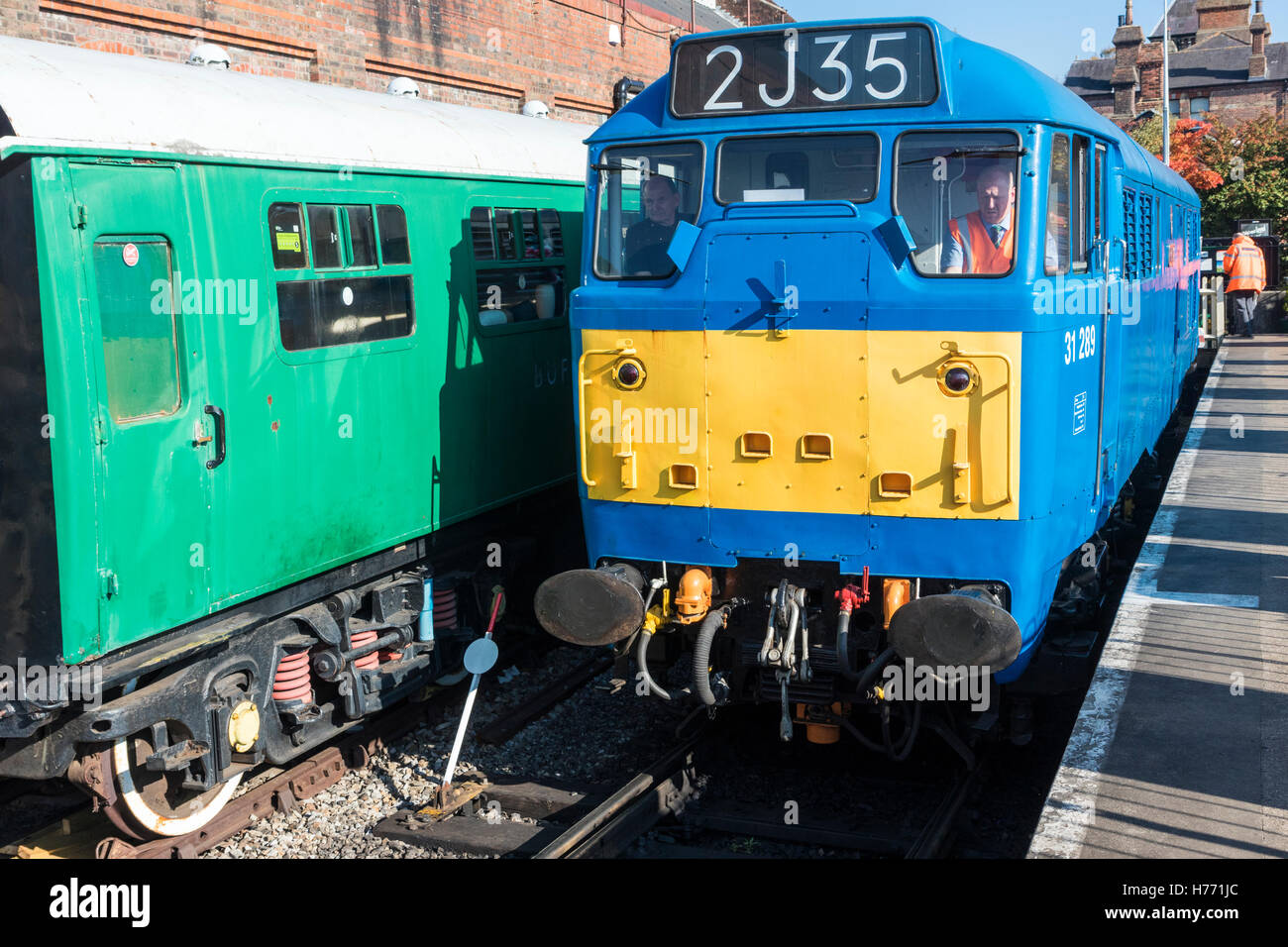 Blue and yellow livery hi-res stock photography and images - Alamy