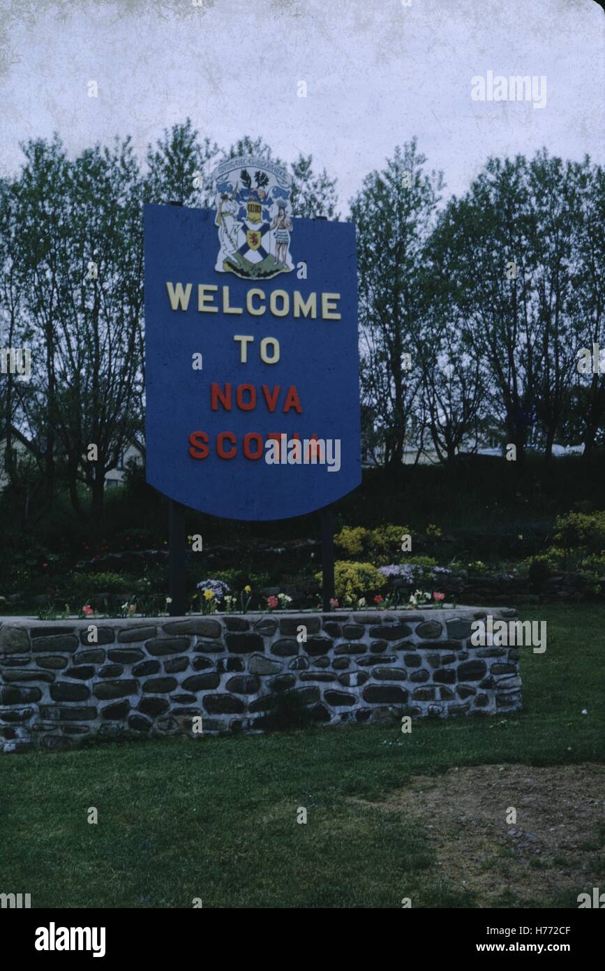 1966 sign hi-res stock photography and images - Alamy