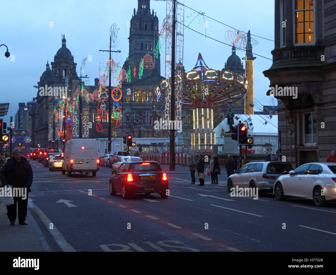 Glasgow Loves Christmas celebration George Square lights ice skating ...