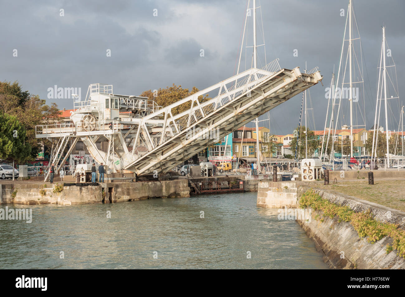 La rochelle castle hi-res stock photography and images - Alamy