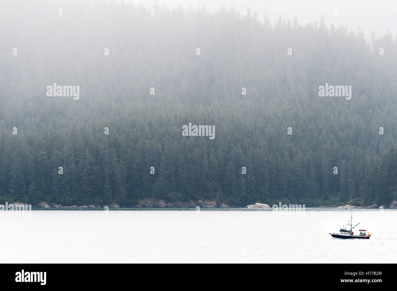 Fishing boat dragger hi-res stock photography and images - Alamy