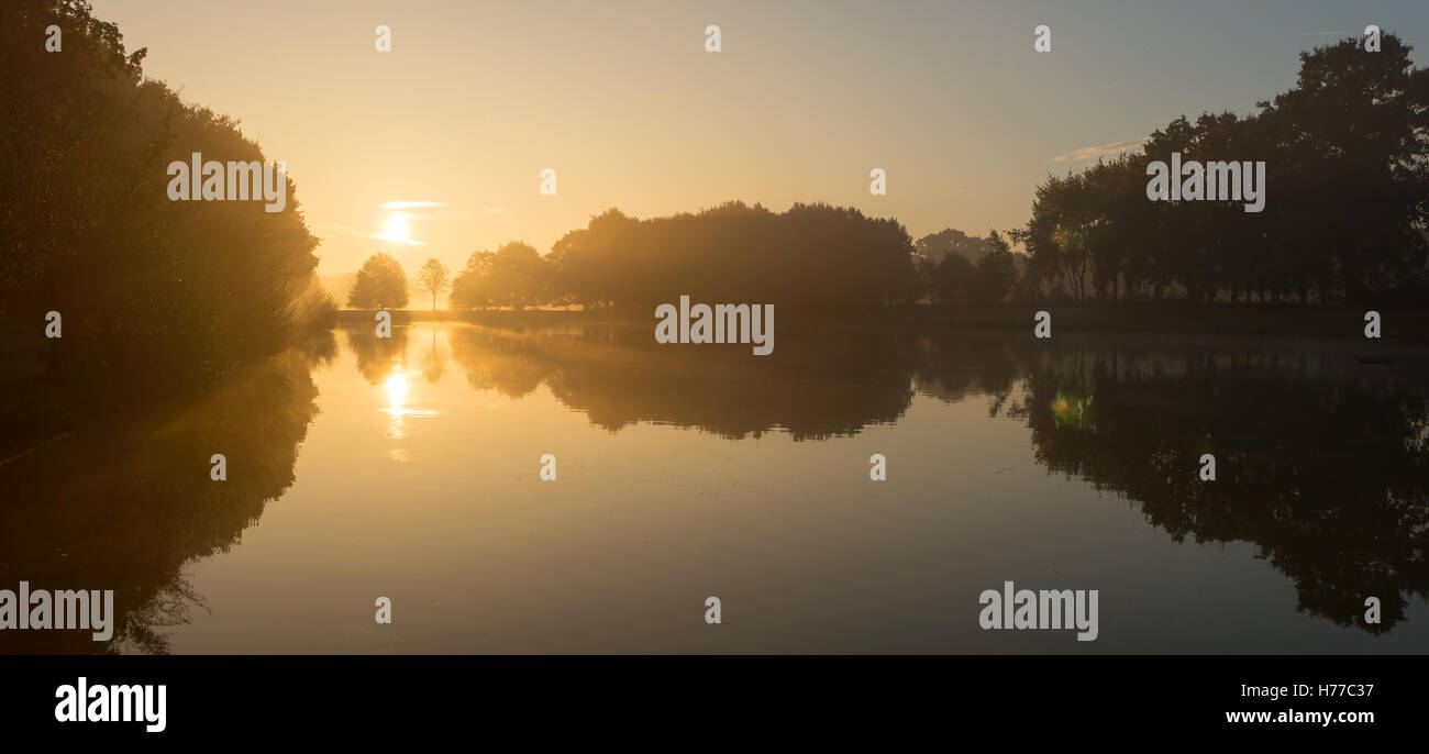 Sunrise river netherlands hi-res stock photography and images - Alamy