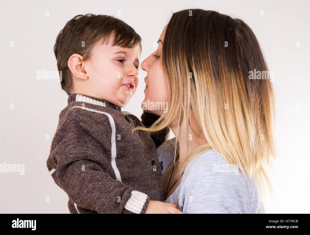 portrait of mother and her little son Stock Photo - Alamy