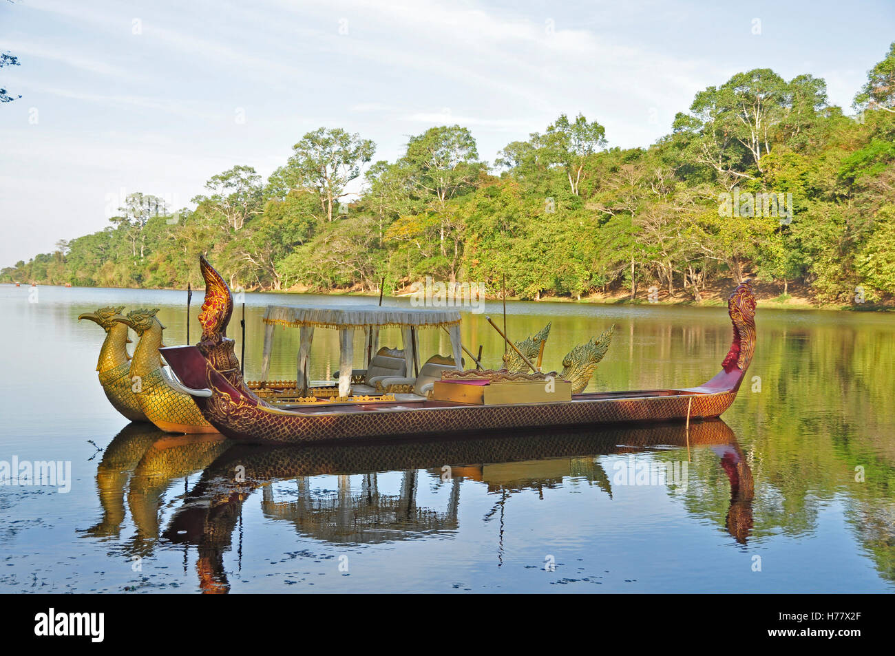 Ceremonial barges hi-res stock photography and images - Alamy