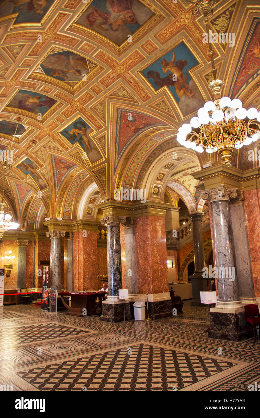 Budapest hungary opera house Stock Photo - Alamy