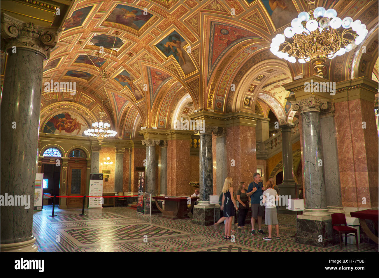 Budapest hungary opera house Stock Photo - Alamy