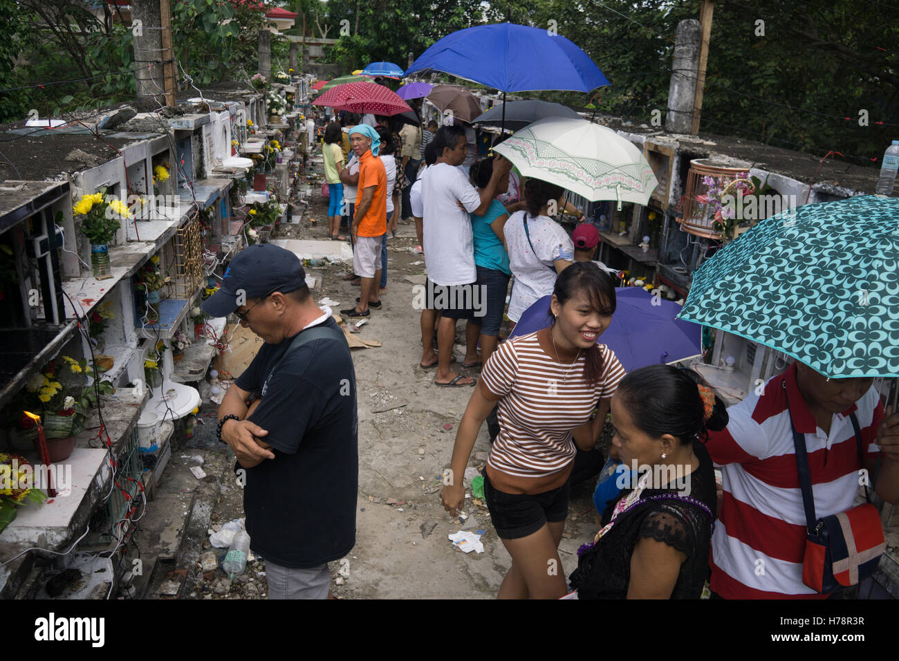 01/11/2016,Calamba Cemetery,Cebu City,Philippines Stock Photo - Alamy