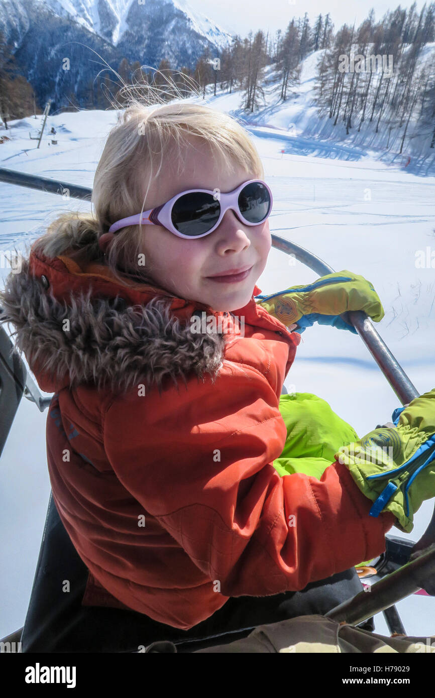 Winter sports activity hi-res stock photography and images - Alamy