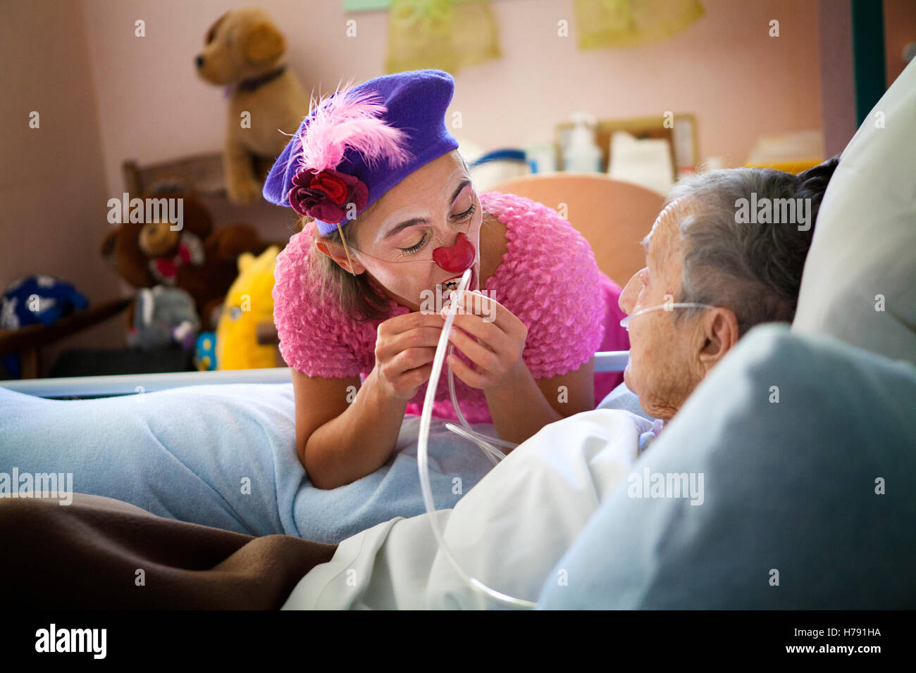 Grotesque clowns hi-res stock photography and images - Alamy