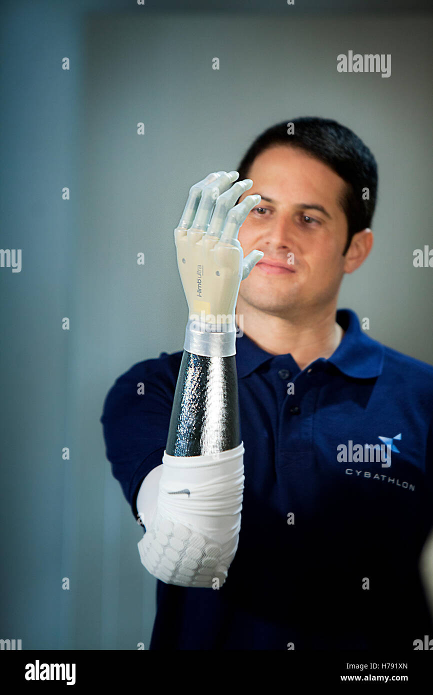 Medical training inside hi-res stock photography and images - Alamy