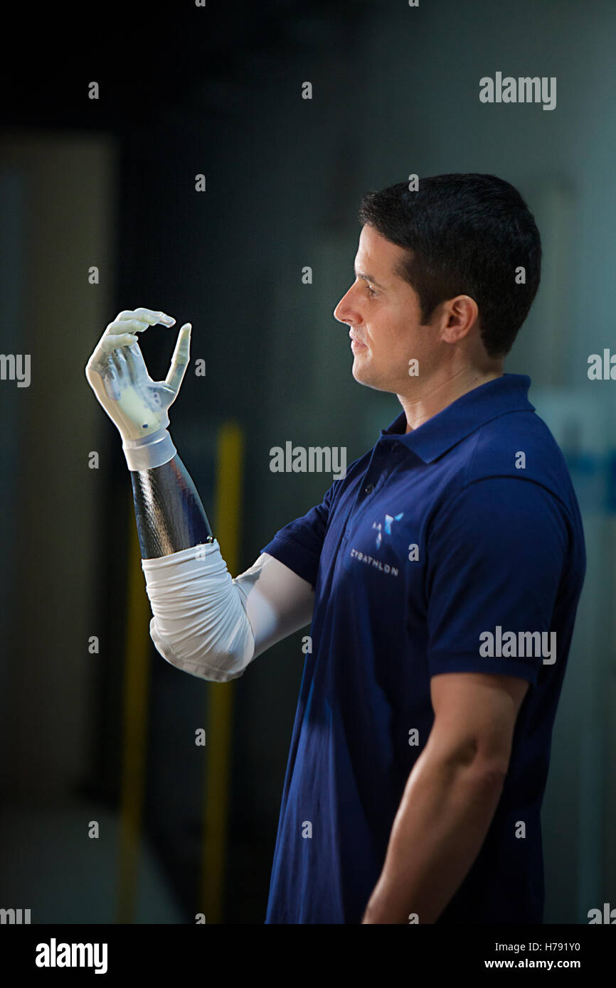 Handicapped males competing hi-res stock photography and images - Alamy