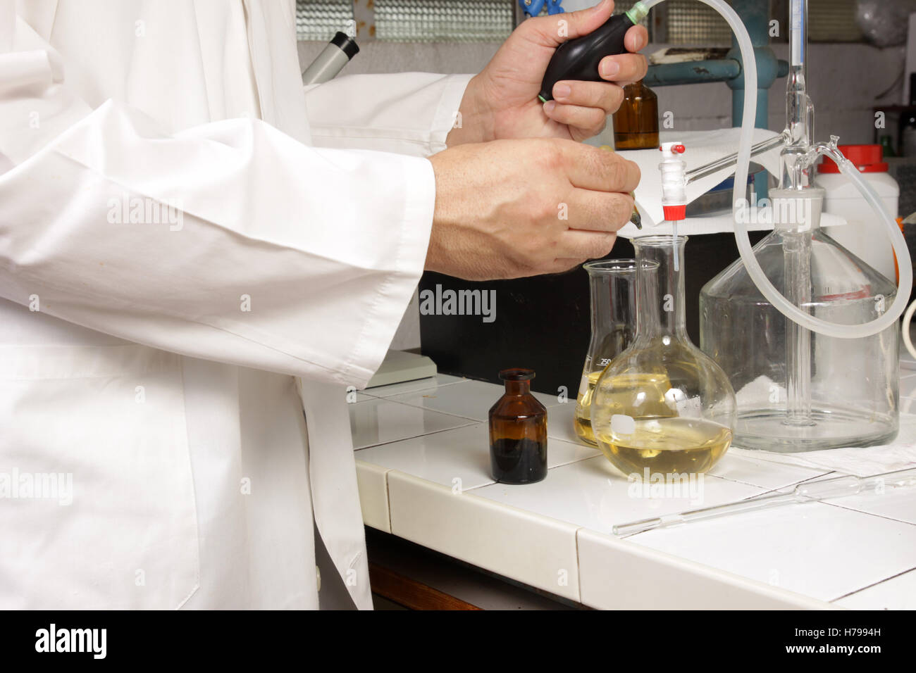 biologist at work in a laboratory Stock Photo - Alamy