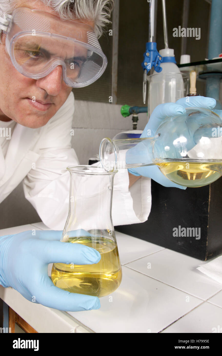 biologist at work in a laboratory Stock Photo - Alamy