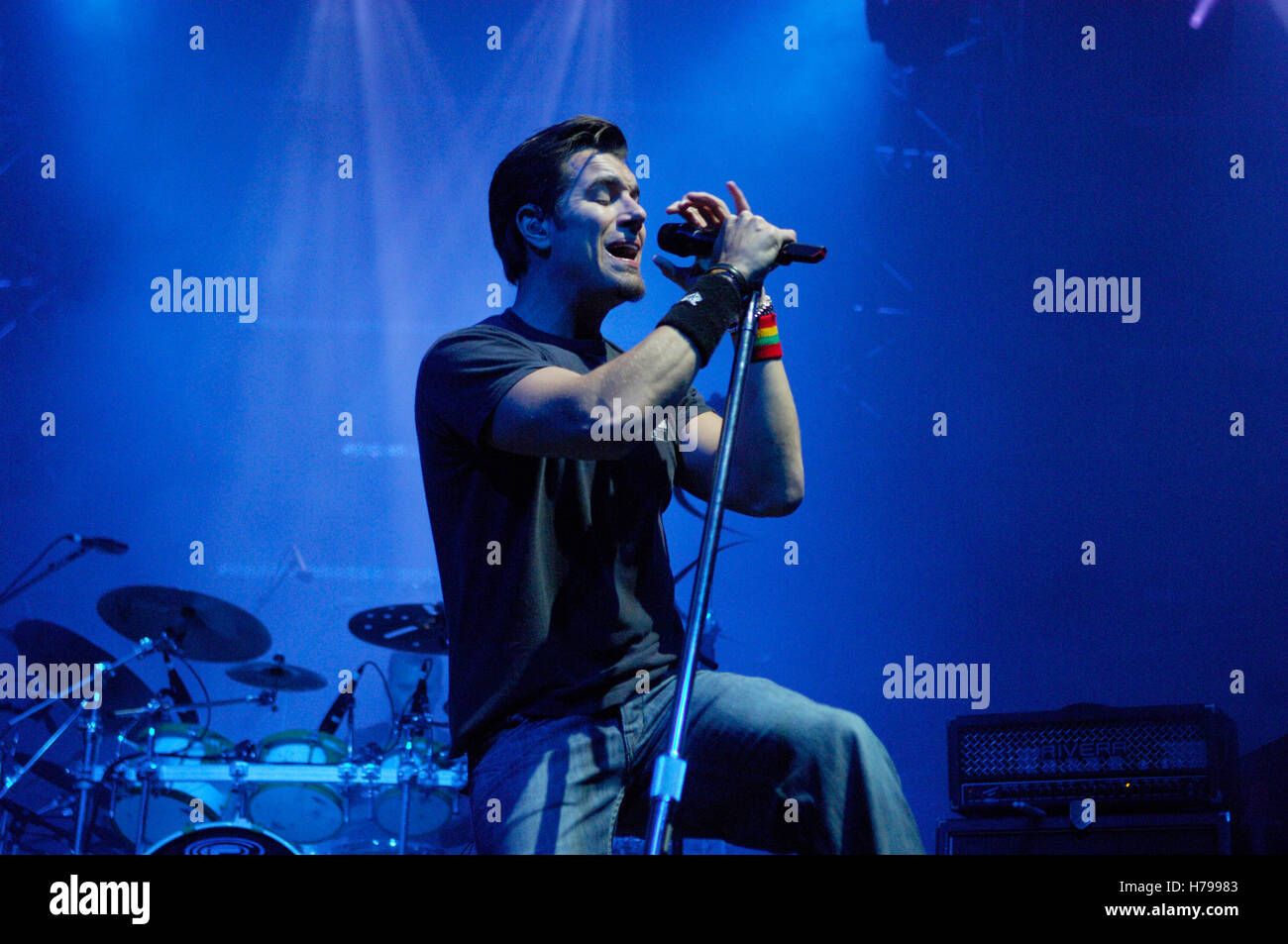 Singer Nick Hexum of 311 performs at the Santa Barbara Bowl on August ...