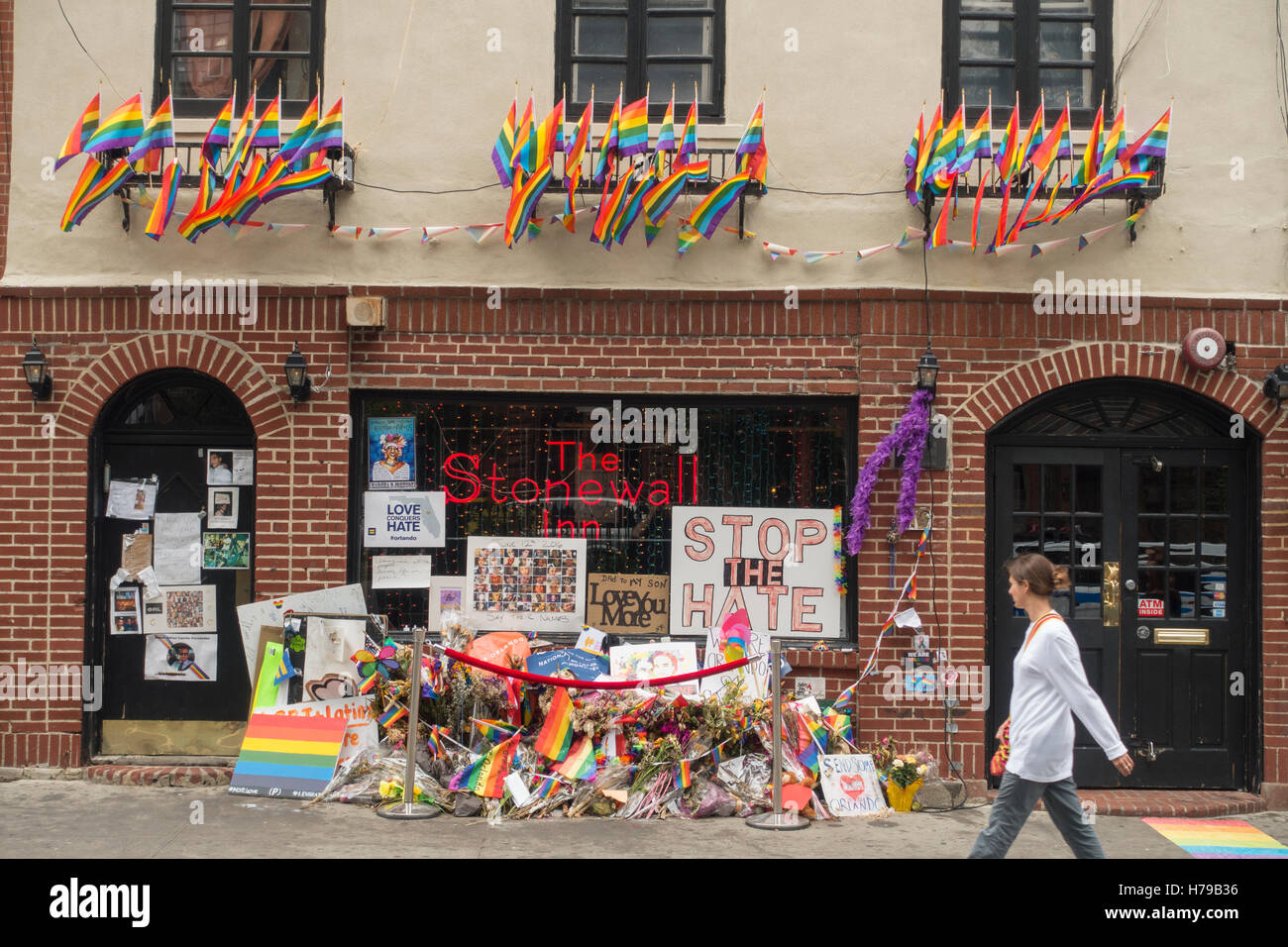 Stonewall Inn NYC NY Stock Photo - Alamy