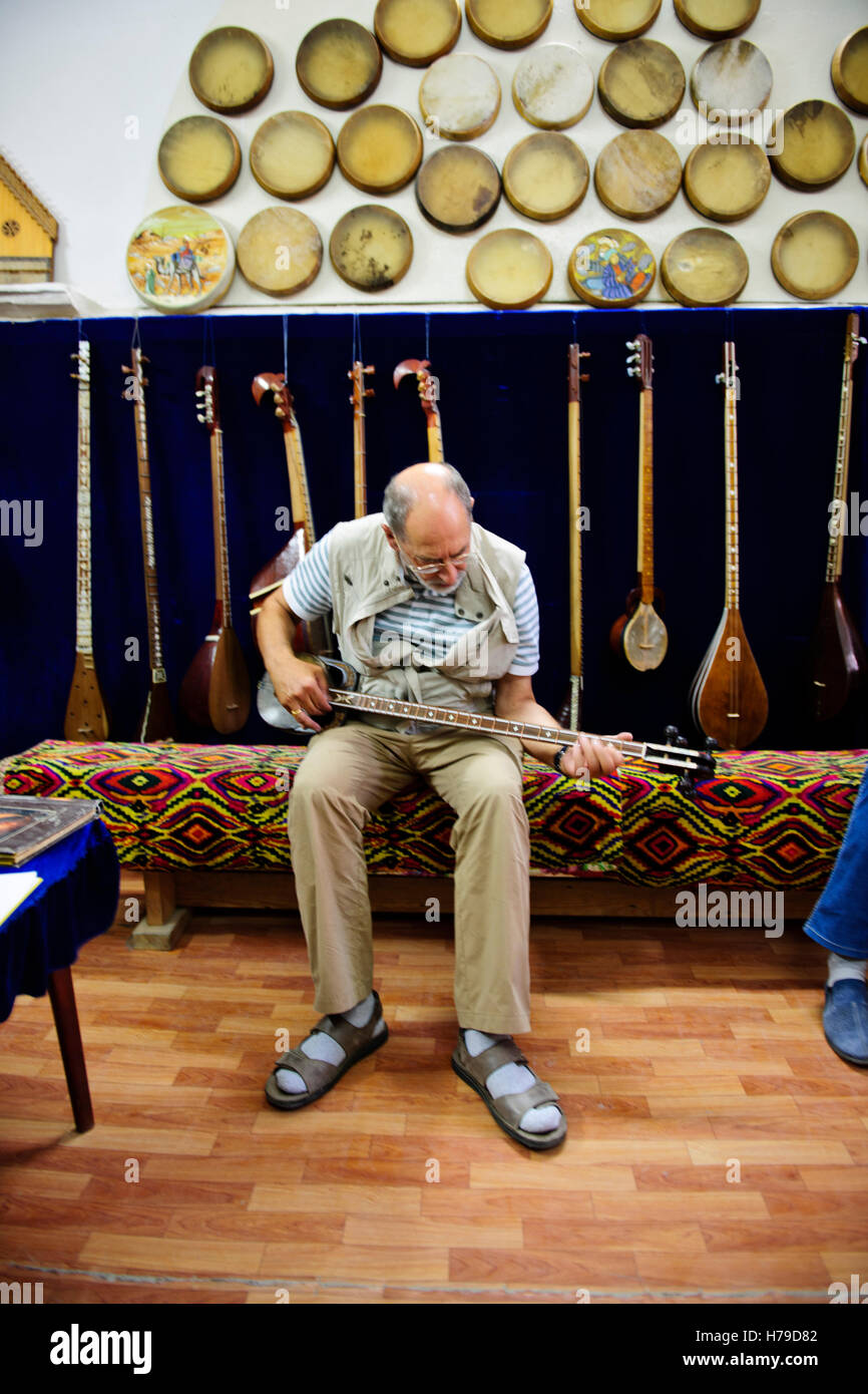 Ulug Beg Madrassa,15th Century,Musical Instruments,Registan Square of ...