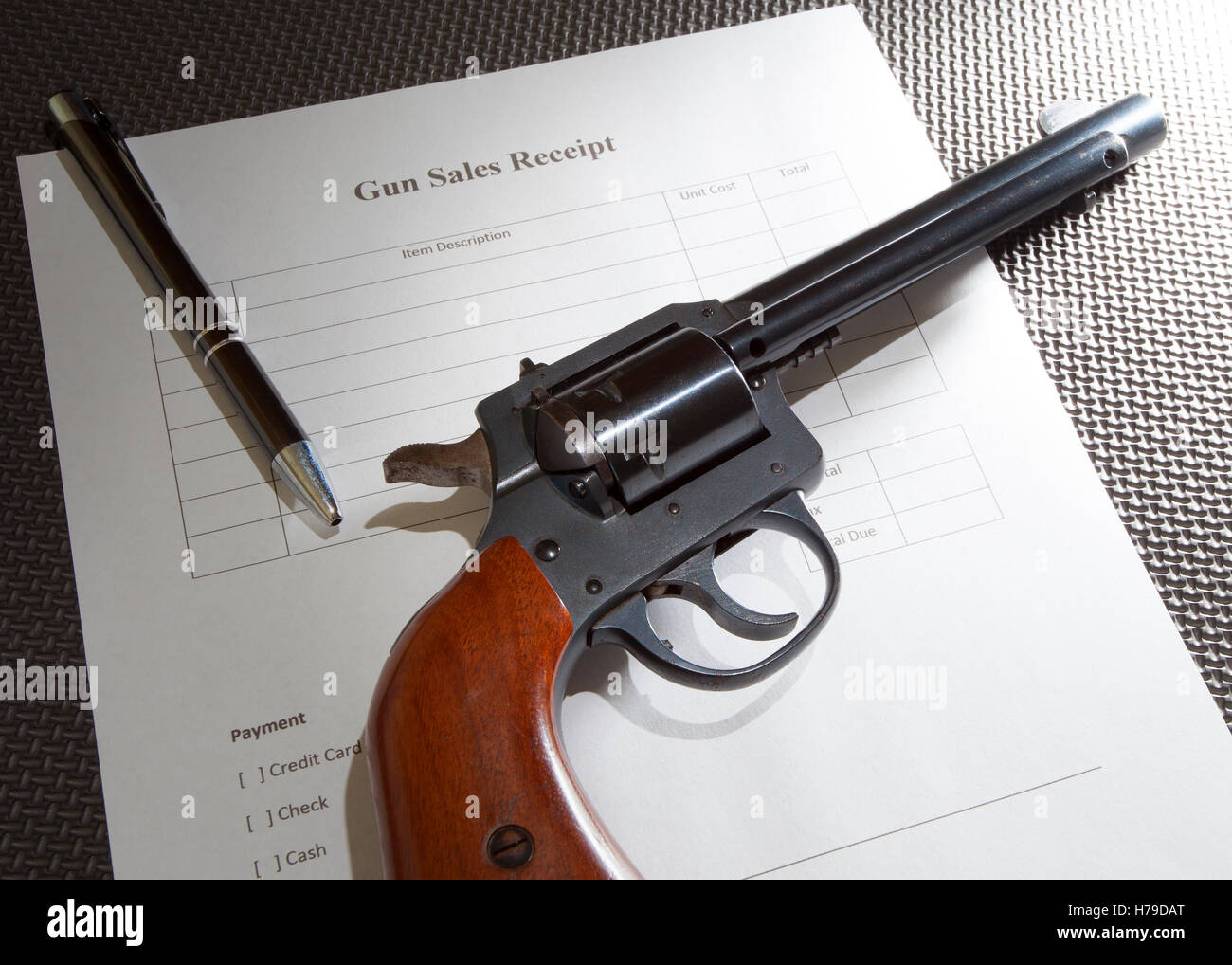 Blank receipt hi-res stock photography and images - Alamy