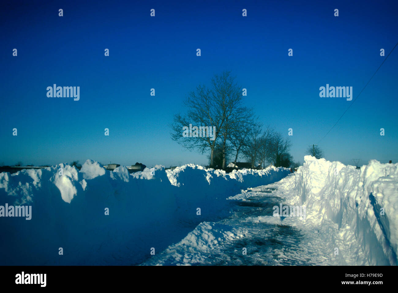 Weather channel 1982 hi-res stock photography and images - Alamy