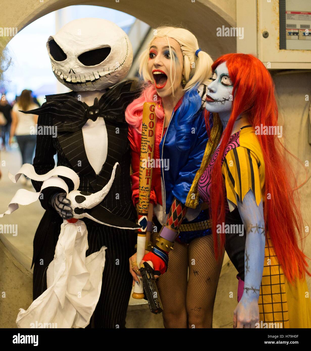 Veronica Messina and Alessandra Galafate (dressed as characters from ...