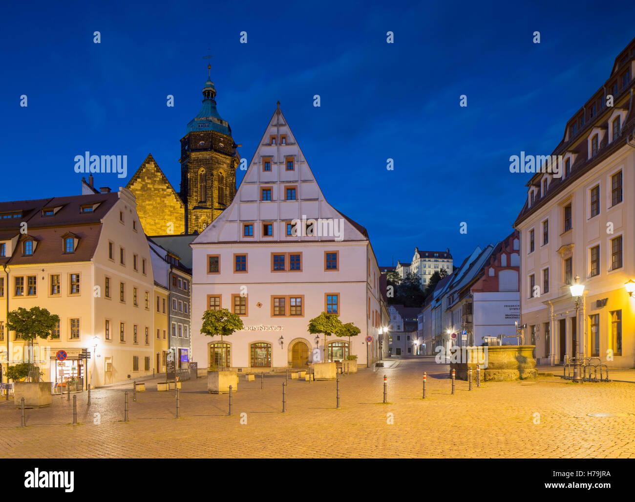Market Square and St Marien Church at dusk, Pirna, Saxony, Germany ...