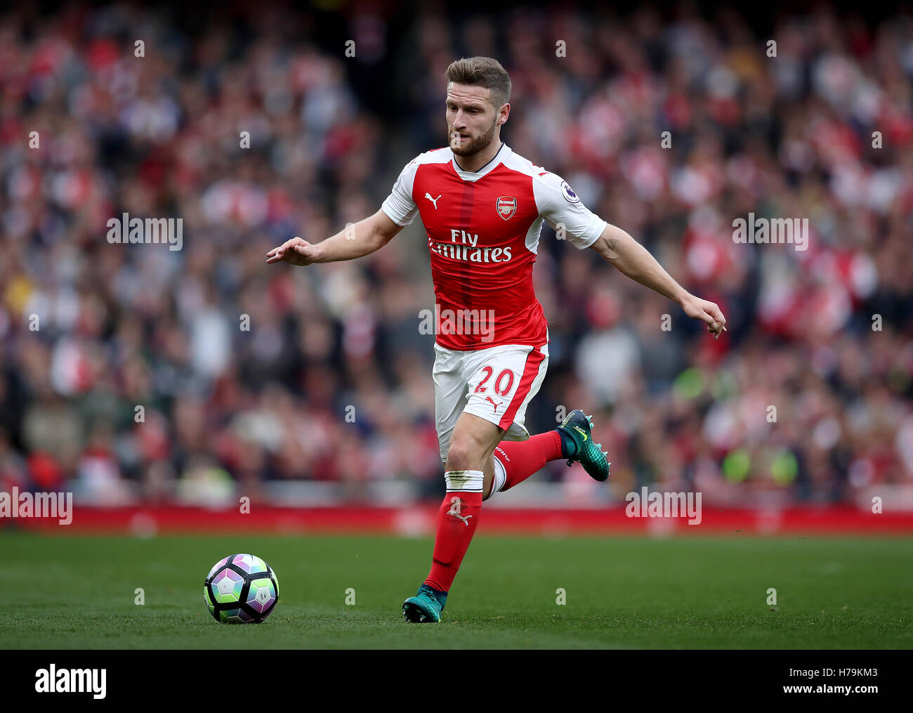 Arsenal's Shkodran Mustafi Stock Photo - Alamy