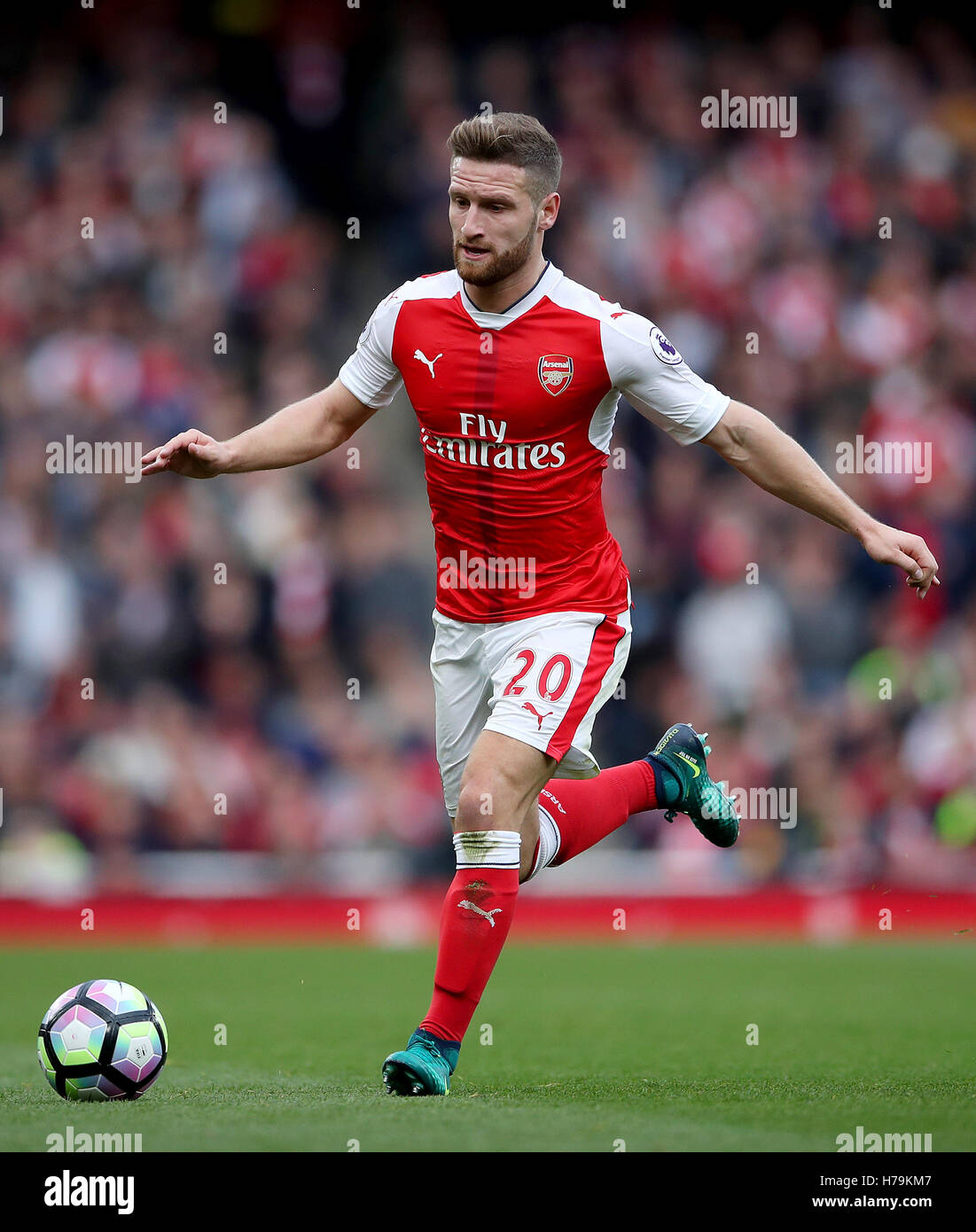 Arsenal's Shkodran Mustafi Stock Photo - Alamy