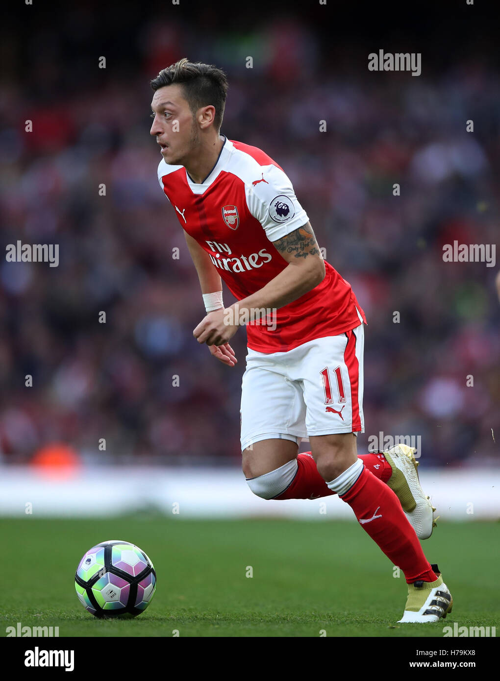 Arsenal's Mesut Ozil Stock Photo - Alamy