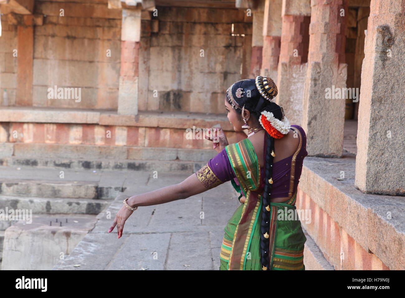 kuchipudi is one of the eight classical dance forms of india,from the ...