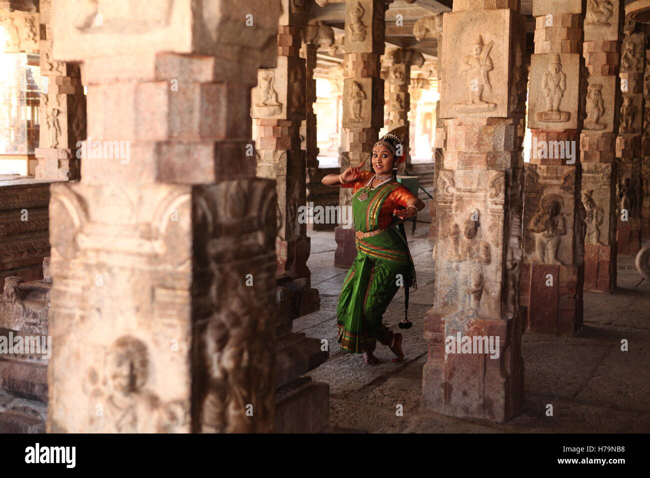 Dance Forms Of Andhra Pradesh High Resolution Stock Photography and ...