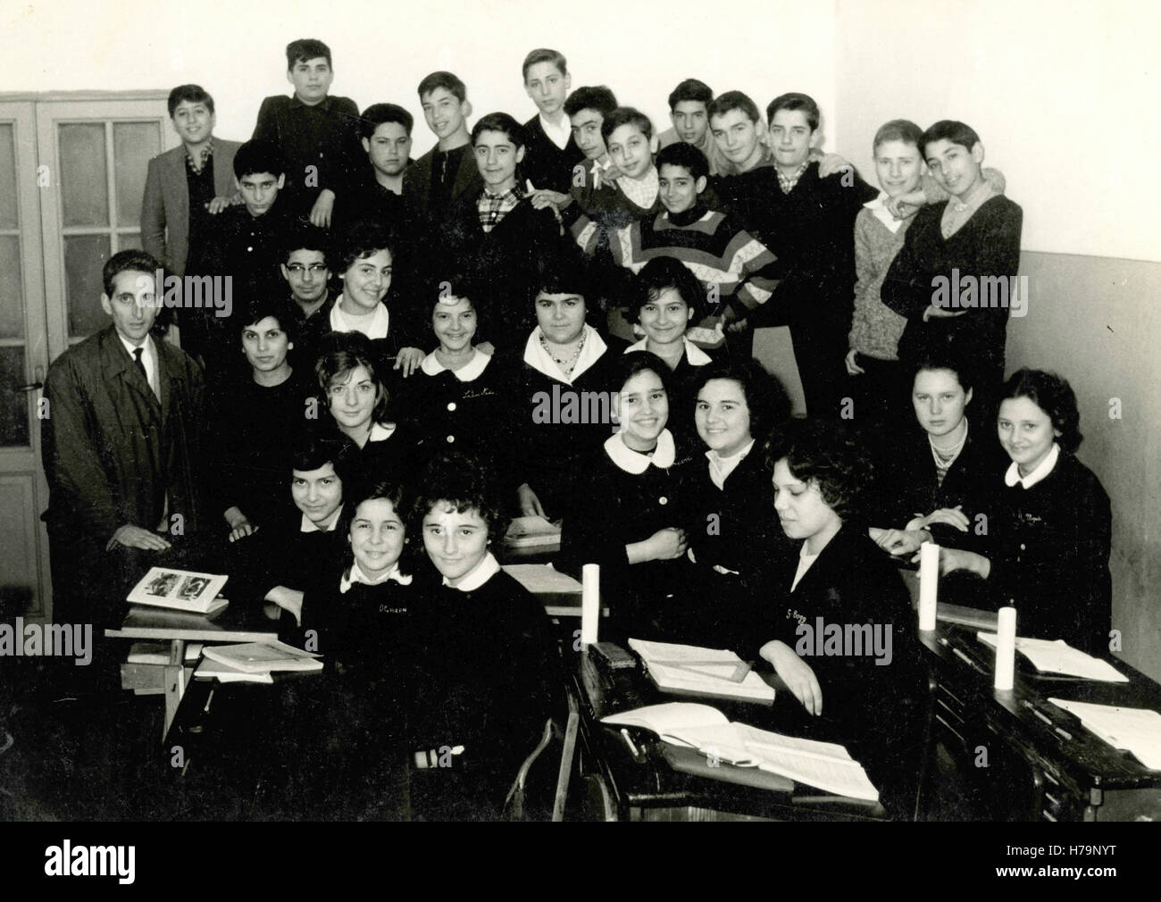 Class photo at school, Italy Stock Photo - Alamy