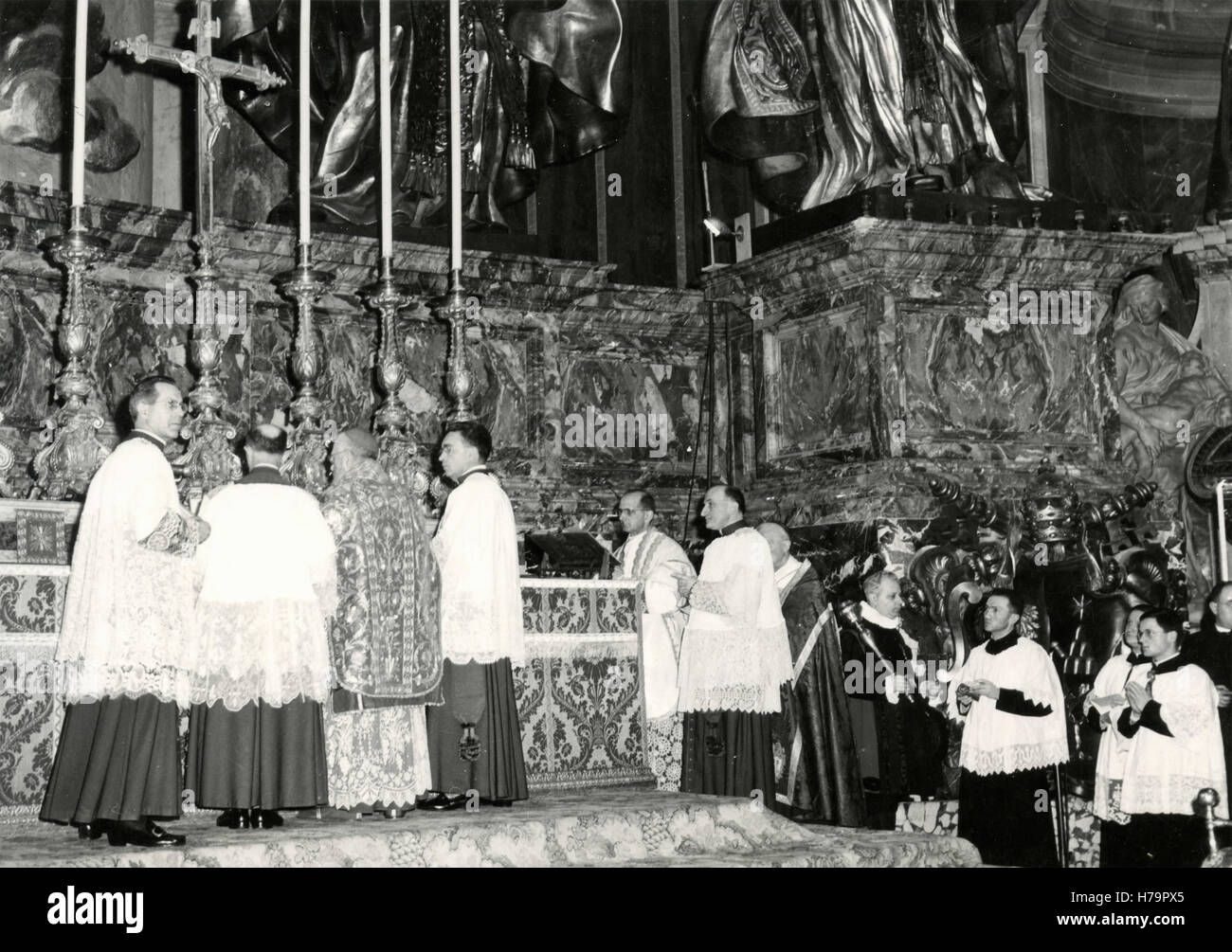 1950s And Religious High Resolution Stock Photography and Images - Alamy
