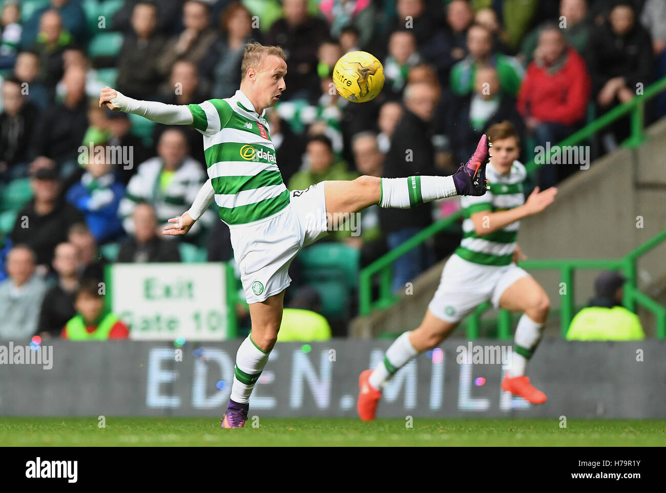 Celtic's Leigh Griffiths Stock Photo - Alamy