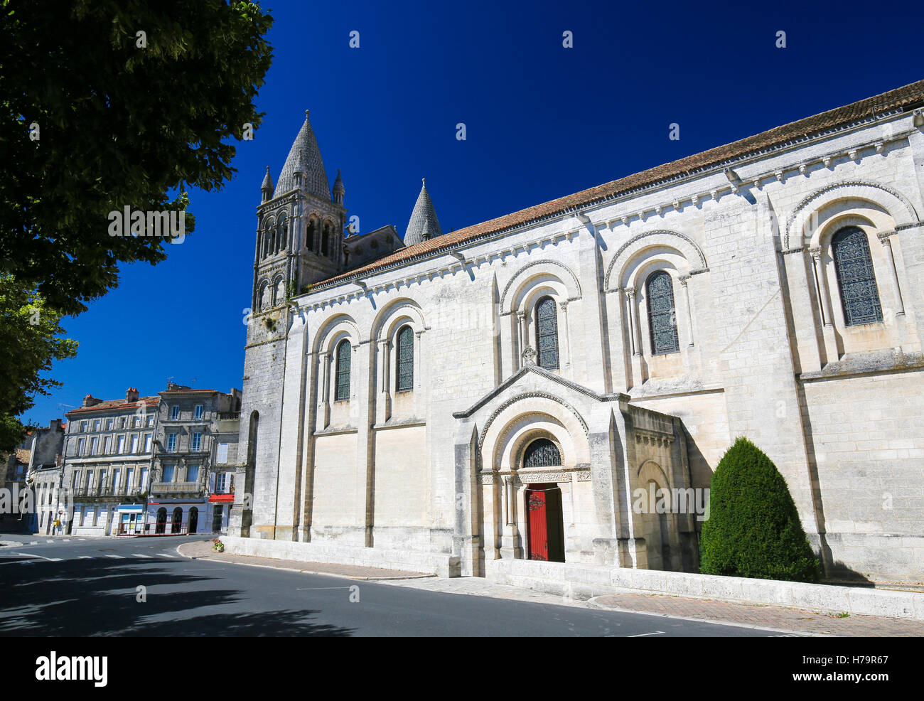 Angouleme cathedral hi-res stock photography and images - Alamy