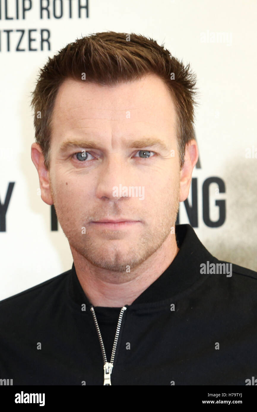 'American Pastoral' photocall in Rome Featuring: Ewan McGregor Where ...