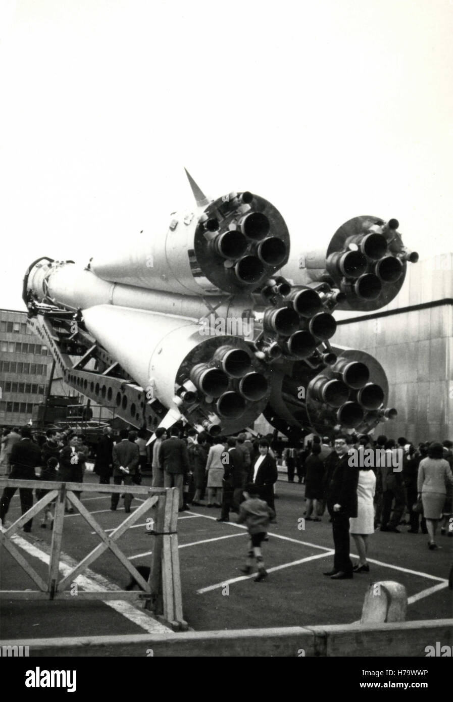 1960s rocket hi-res stock photography and images - Alamy