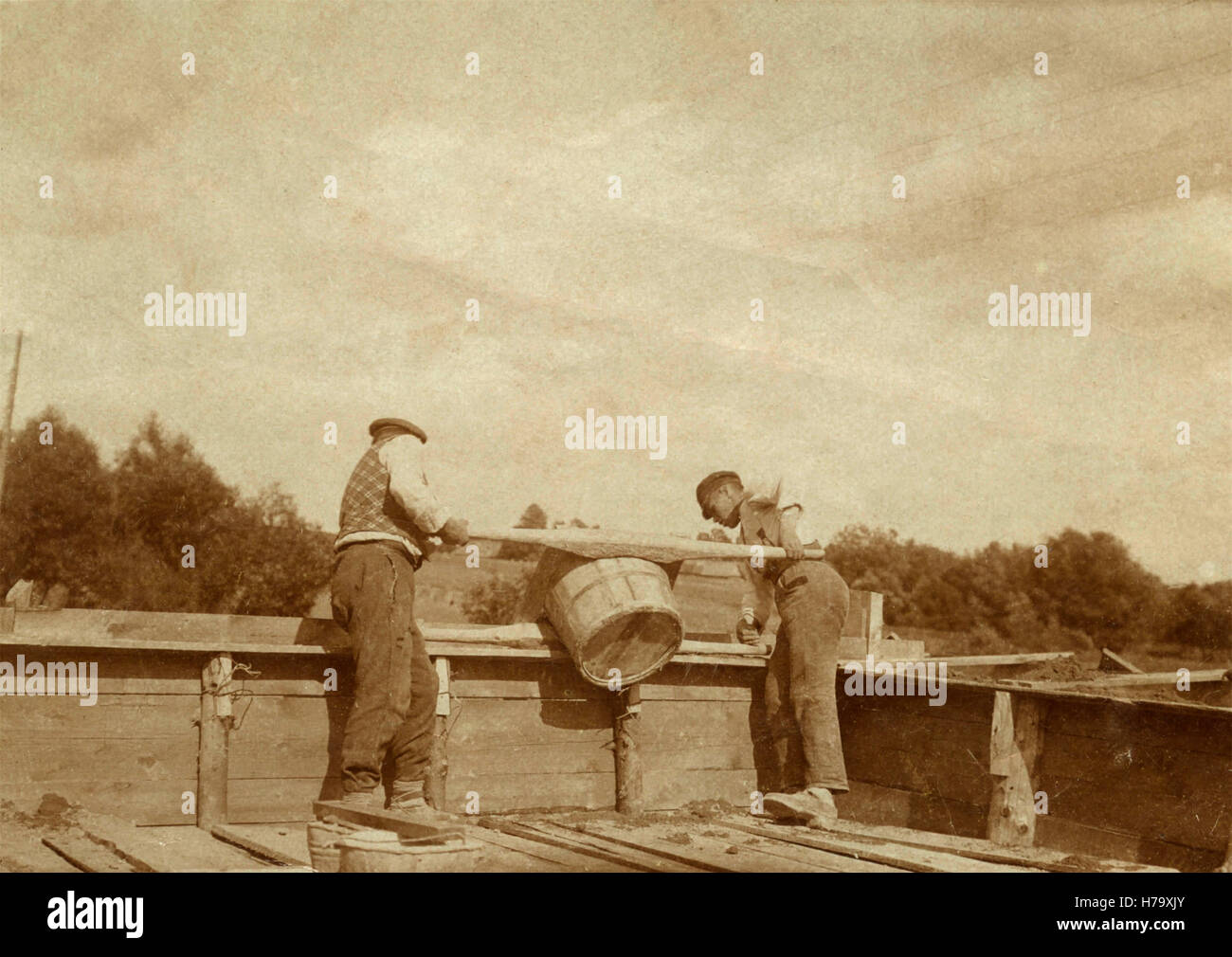 Building construction 1920s hi-res stock photography and images - Alamy