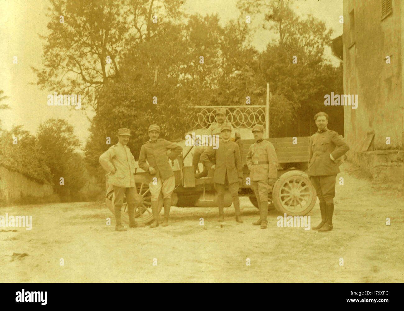 Army drivers hi-res stock photography and images - Alamy