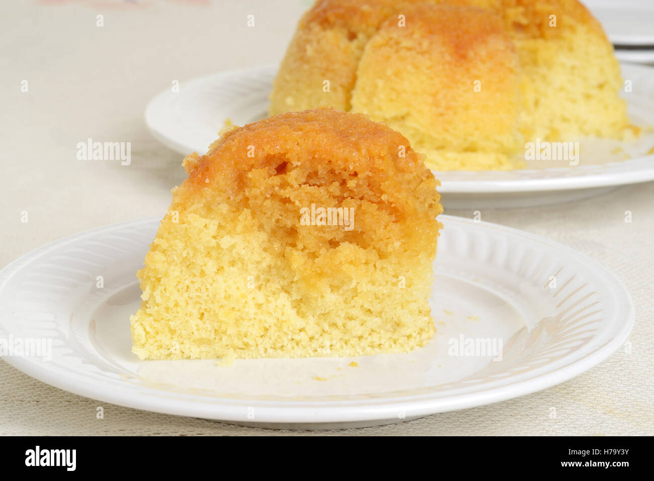 slice of treacle pudding Stock Photo - Alamy