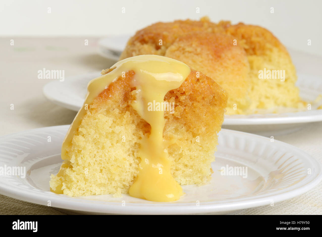 Orange sponge pudding hi-res stock photography and images - Alamy