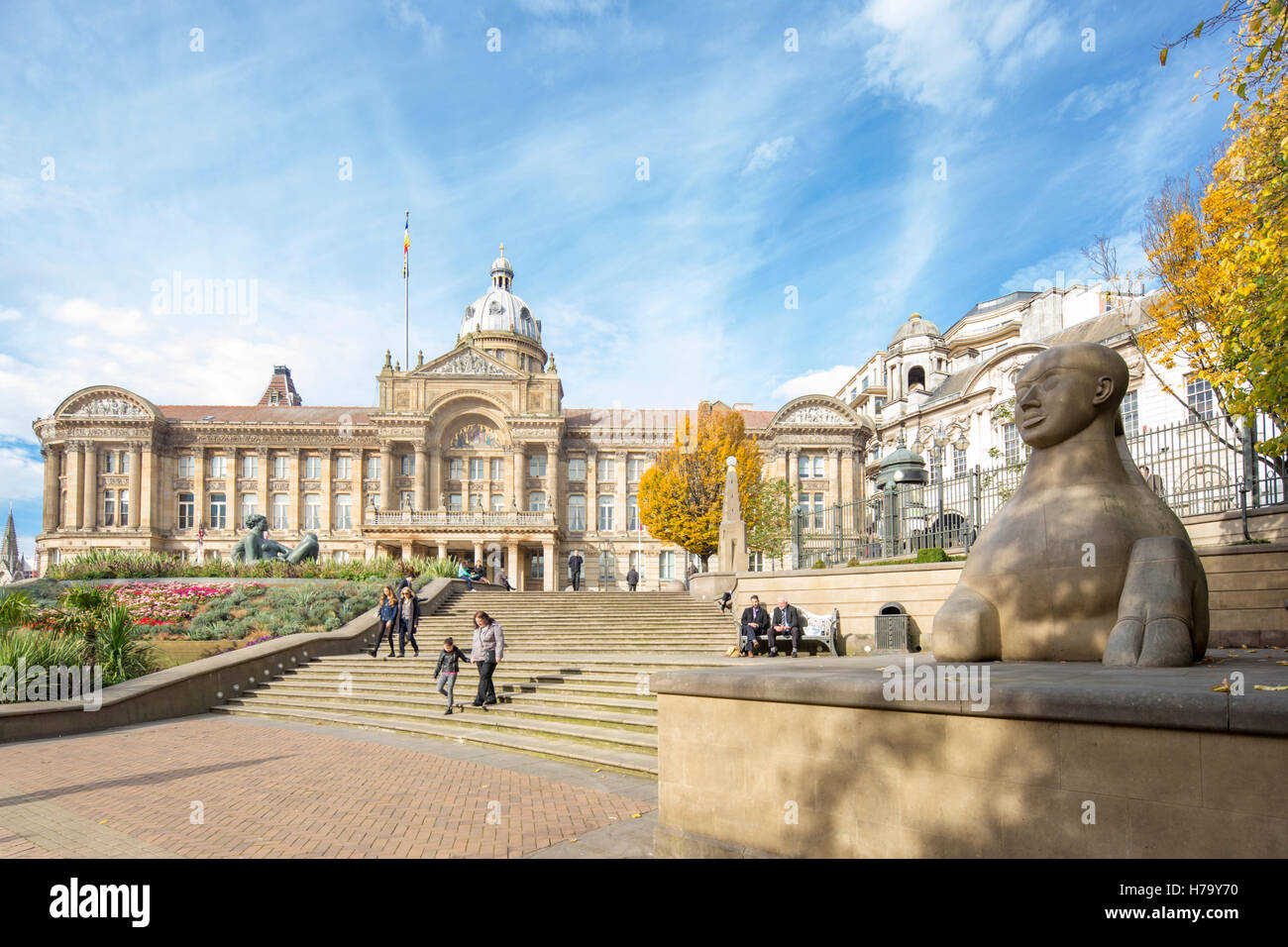 Victoria Square and the Council House building, Birmingham City Centre ...
