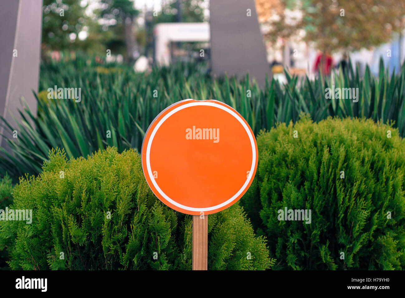 Orange sign board hi-res stock photography and images - Alamy